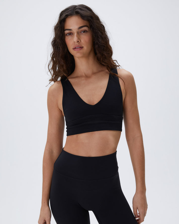 Women's Activewear & Lifestyle Apparel | Adanola